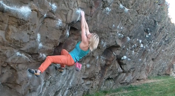 Vidéo: Tanya Meredith dans « Traverse of the Gods » 8b+ Trav ...