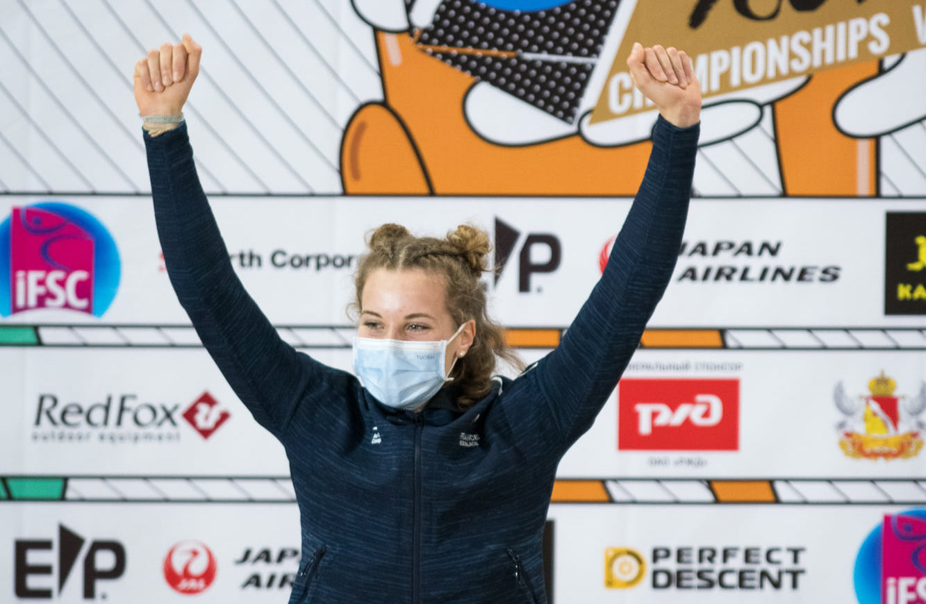 Naïlé Meignan et Zélia Avezou championnes du monde de bloc ...