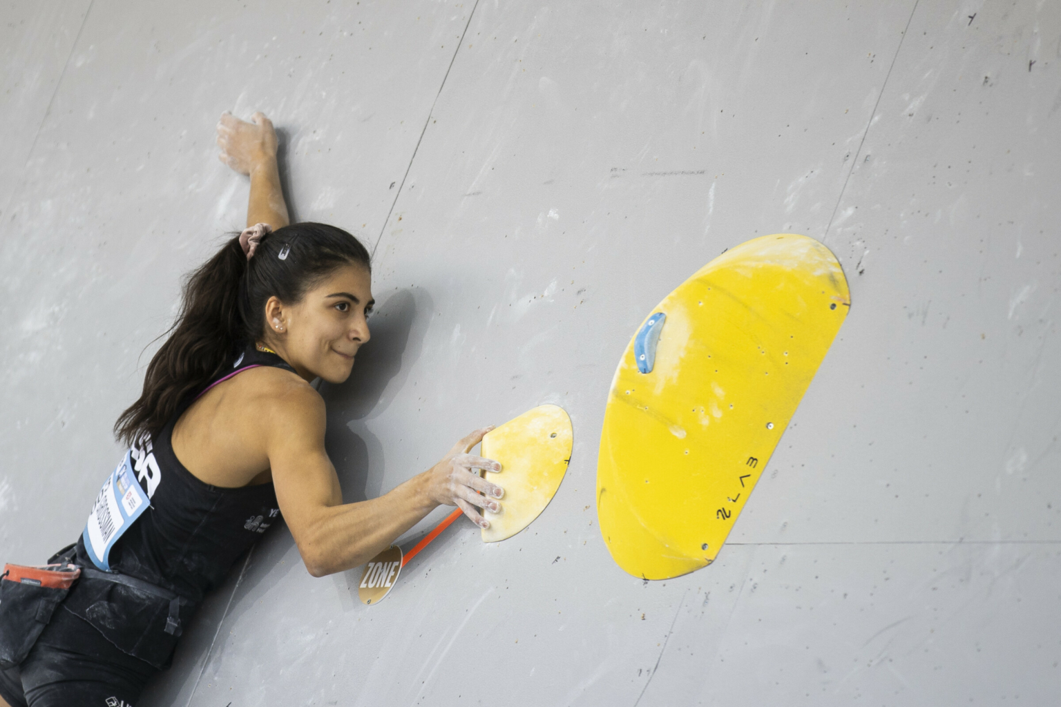Naïlé Meignan : une médaille d’argent à couper le souffle ! · PlanetGrimpe - Toute l'actualité ...