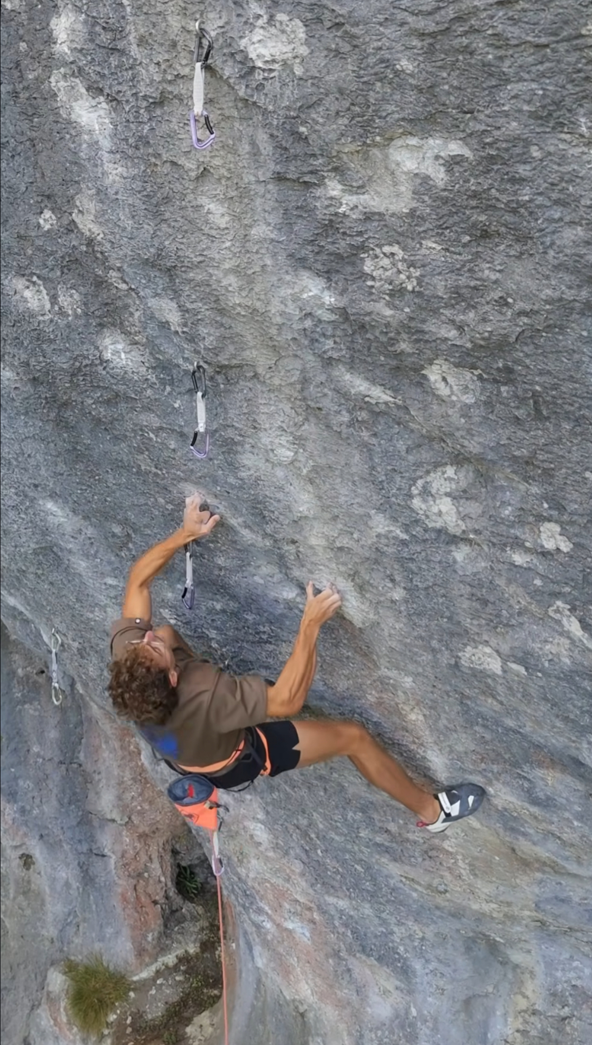 Yannick Flohé enchaîne l’une des voies les plus dures du Frankenjura ...